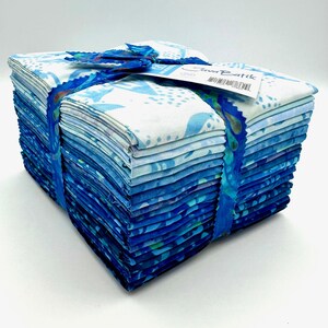 Java Batiks Blue Light to Dark Blue Batik Fabric Fat Quarters 20 Fqs ...