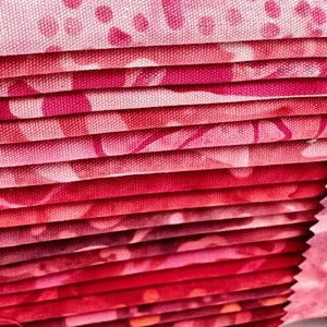 Java Batiks Red Light to Dark Batik Fat Quarters 20 Fqs Fabric 18 X 22 ...