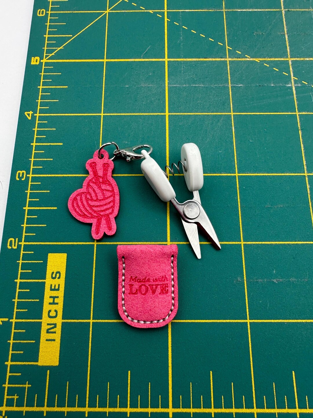 Travel Compact Mini Snips Bright Hot Pink Sewing Knitting Scissors With ...