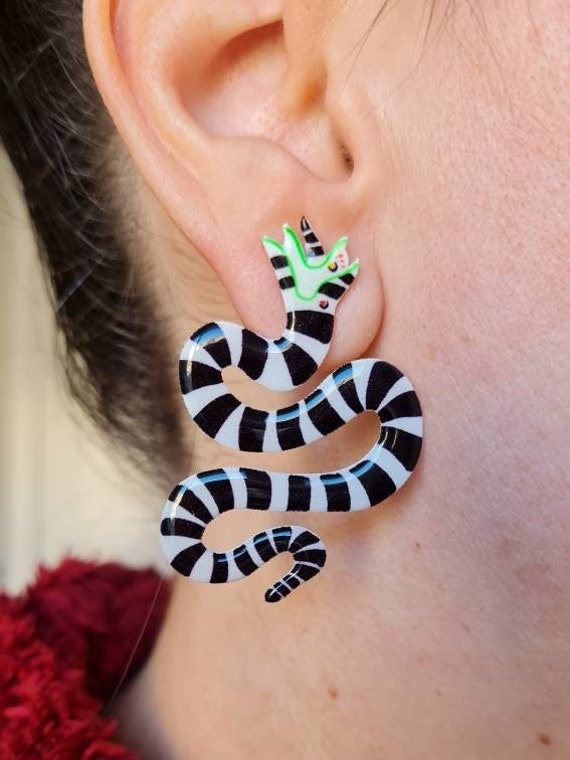 Sandworm Under The Skin