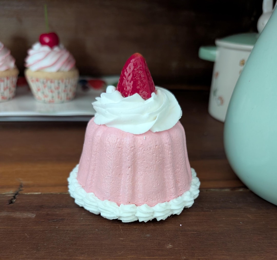 Fake Strawberry Pudding, Fake Food for Display, Homestaging, or Photo ...