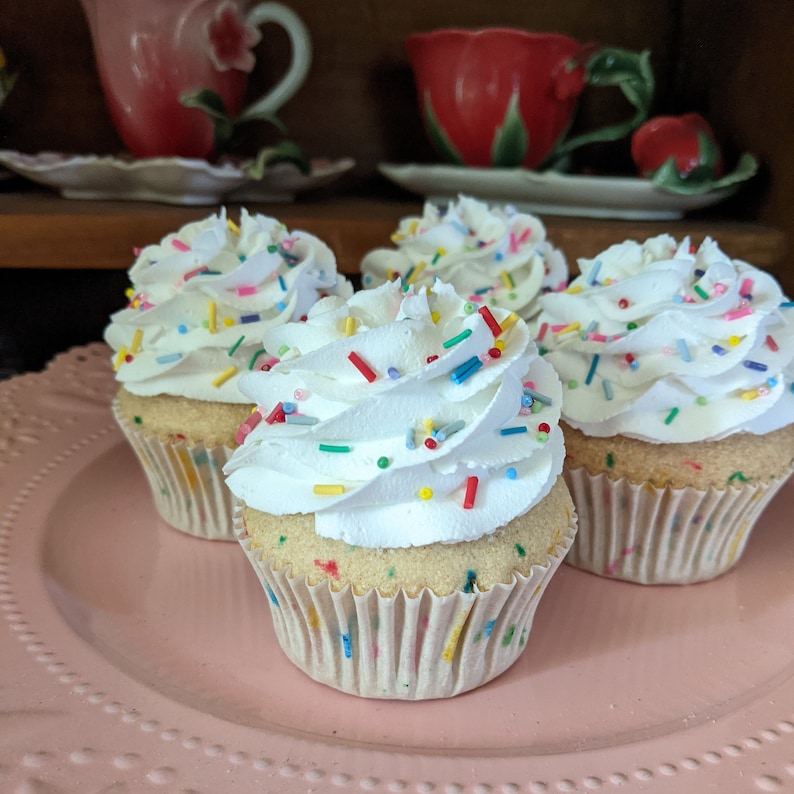 Fake Cupcakes/faux Cupcakes/artificial Cupcakes/fake - Etsy