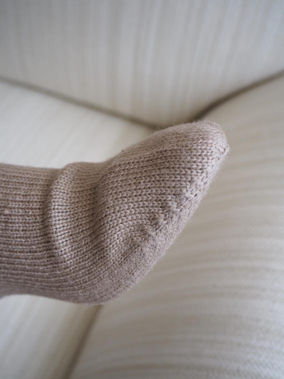 RARE Knitted 1940s Stockings with Back Seams | Deadst… - Gem