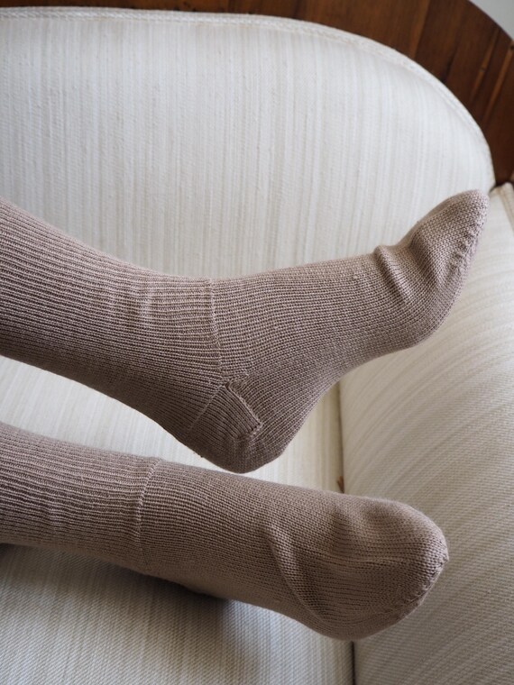 RARE Knitted 1940s Stockings with Back Seams | Deadst… - Gem