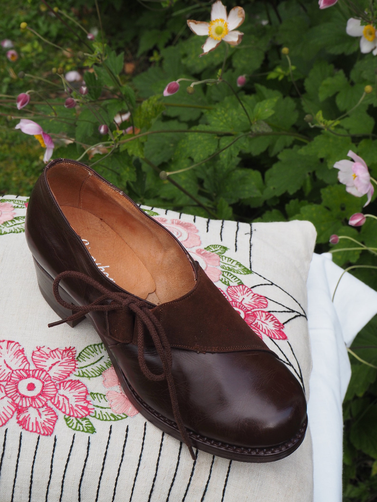 Deadstock 1940s Sturdy Heels Brown Shiny Leather & - Etsy