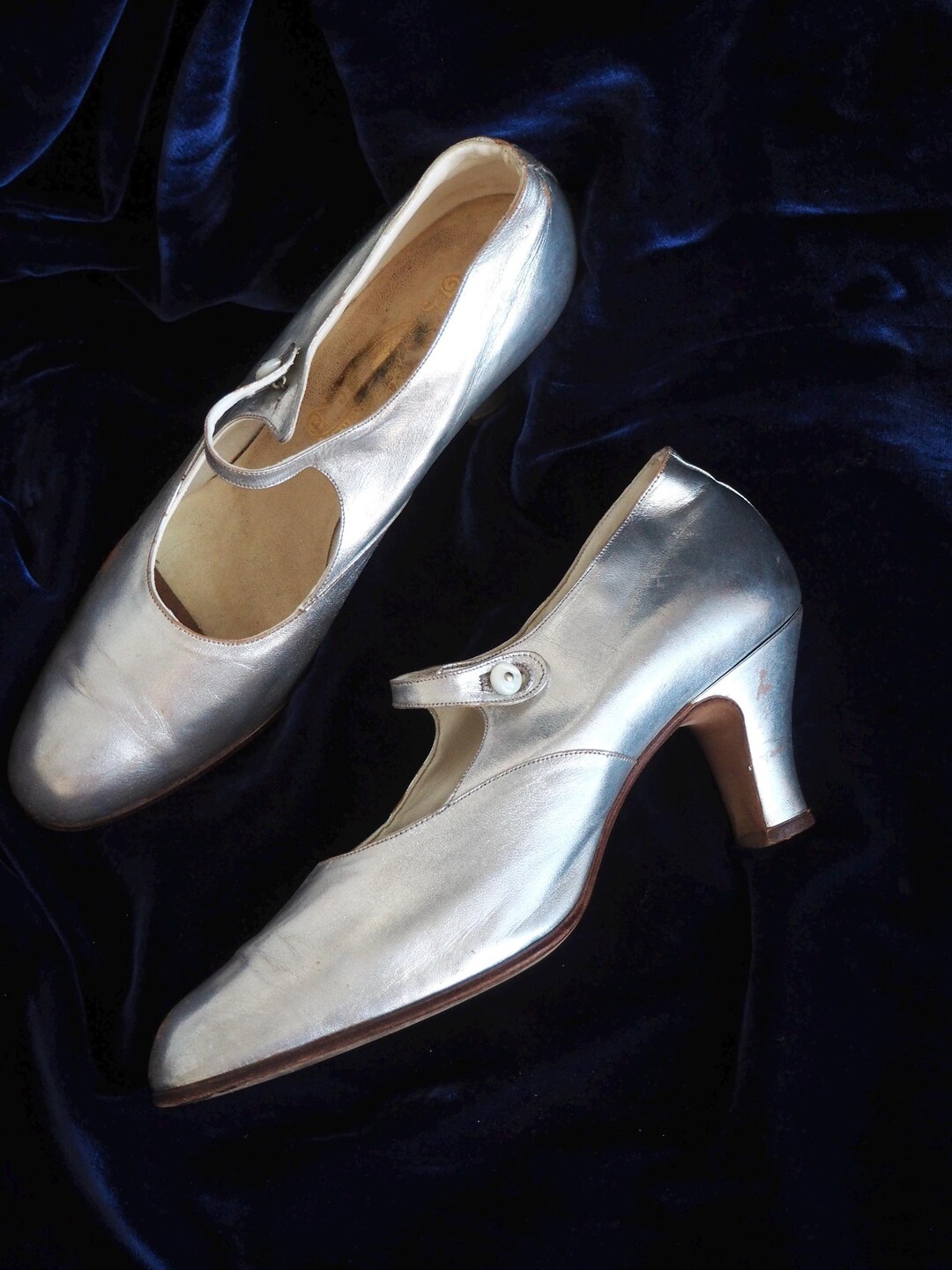Silver Moonlight 1920s Heels Flapper Fashion Shoes luxurious Mother of ...
