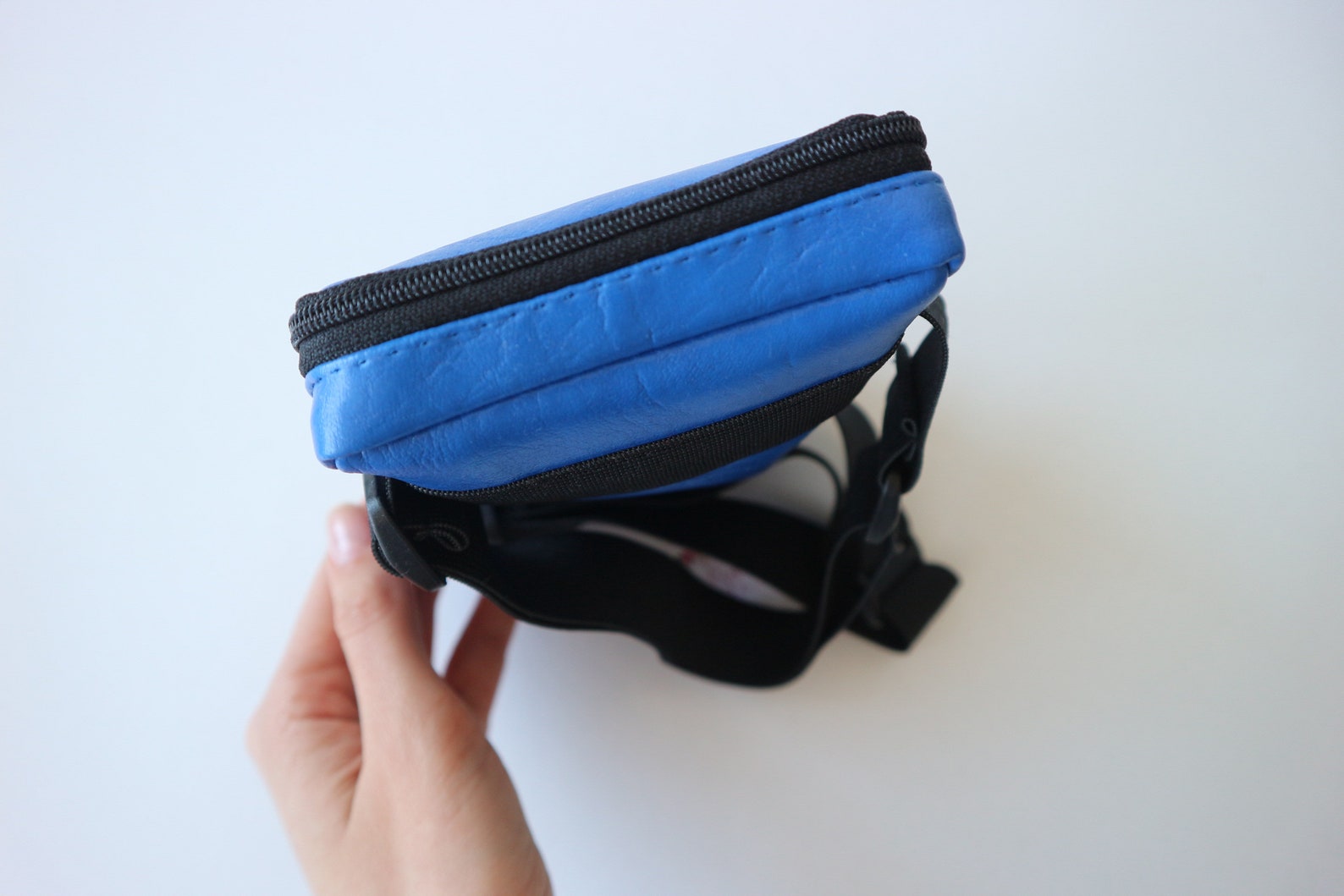 Blue Waterproof Leg Bag, FREE Shipping, GYM Running Leg Purse Bike, Leg ...