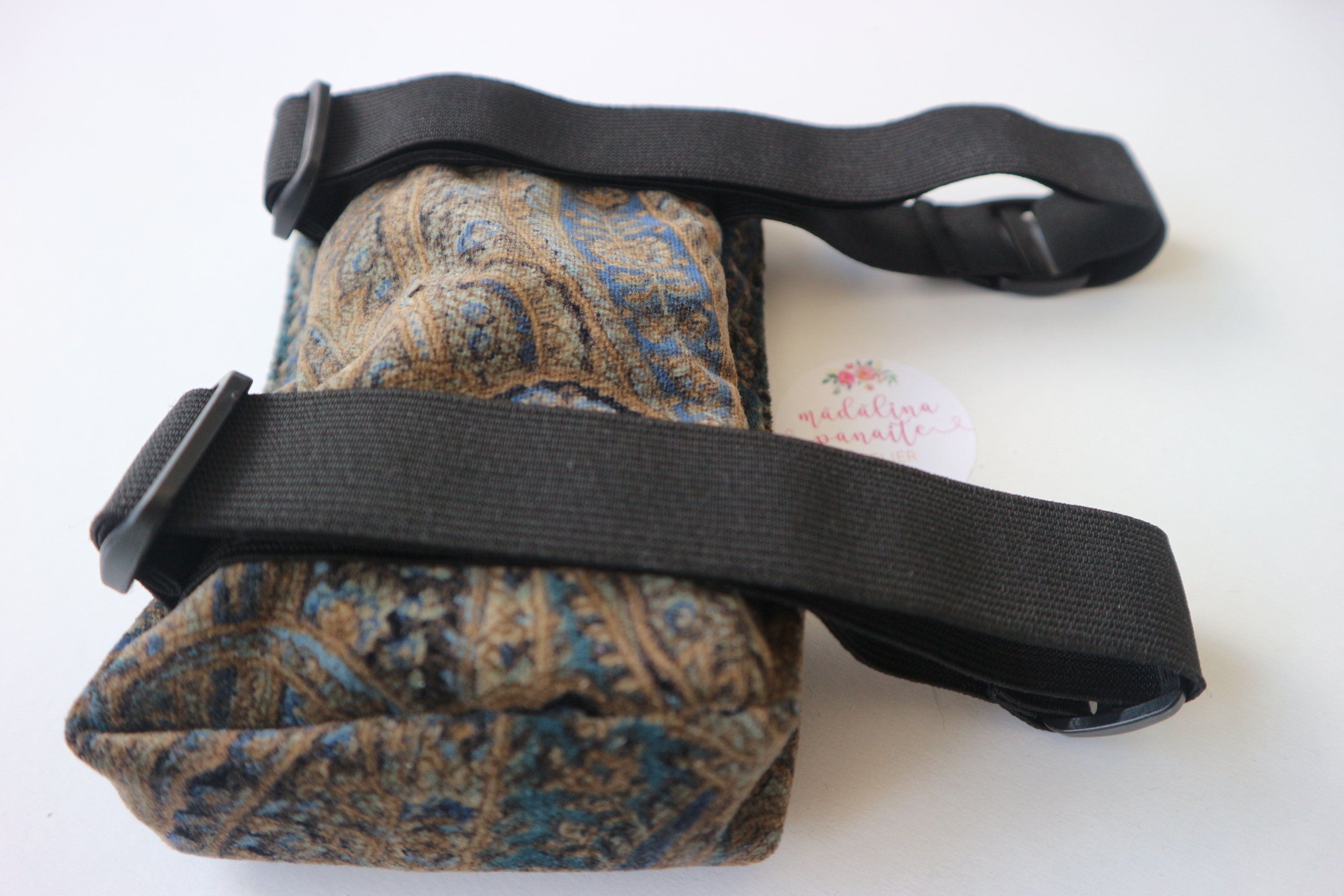 Retro Velvet Leg Bag, FREE Shipping, GYM Running, Work Out, Leg Purse ...