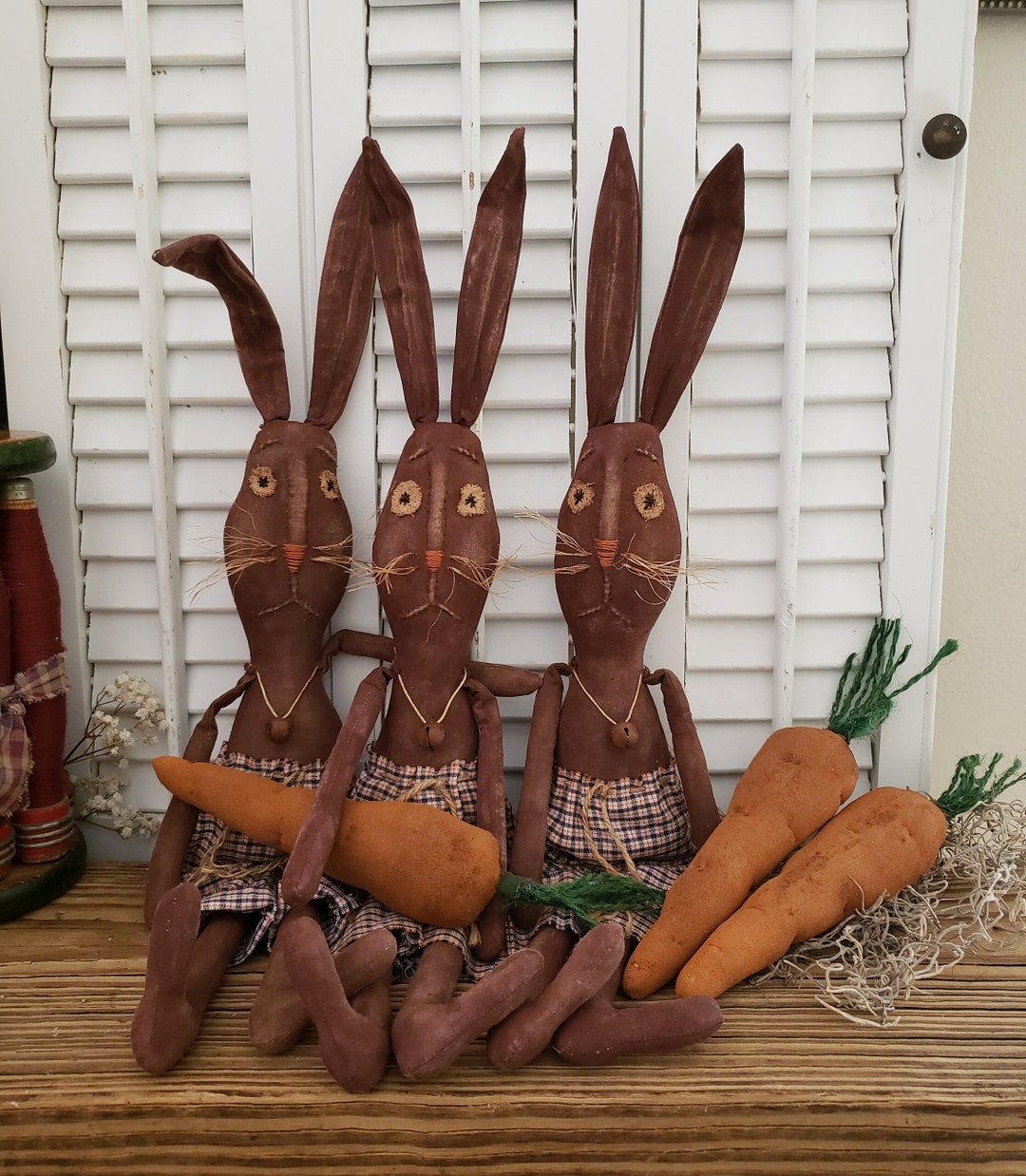 Primitive Bunny Rabbit With Carrots Primitive Grungy - Etsy