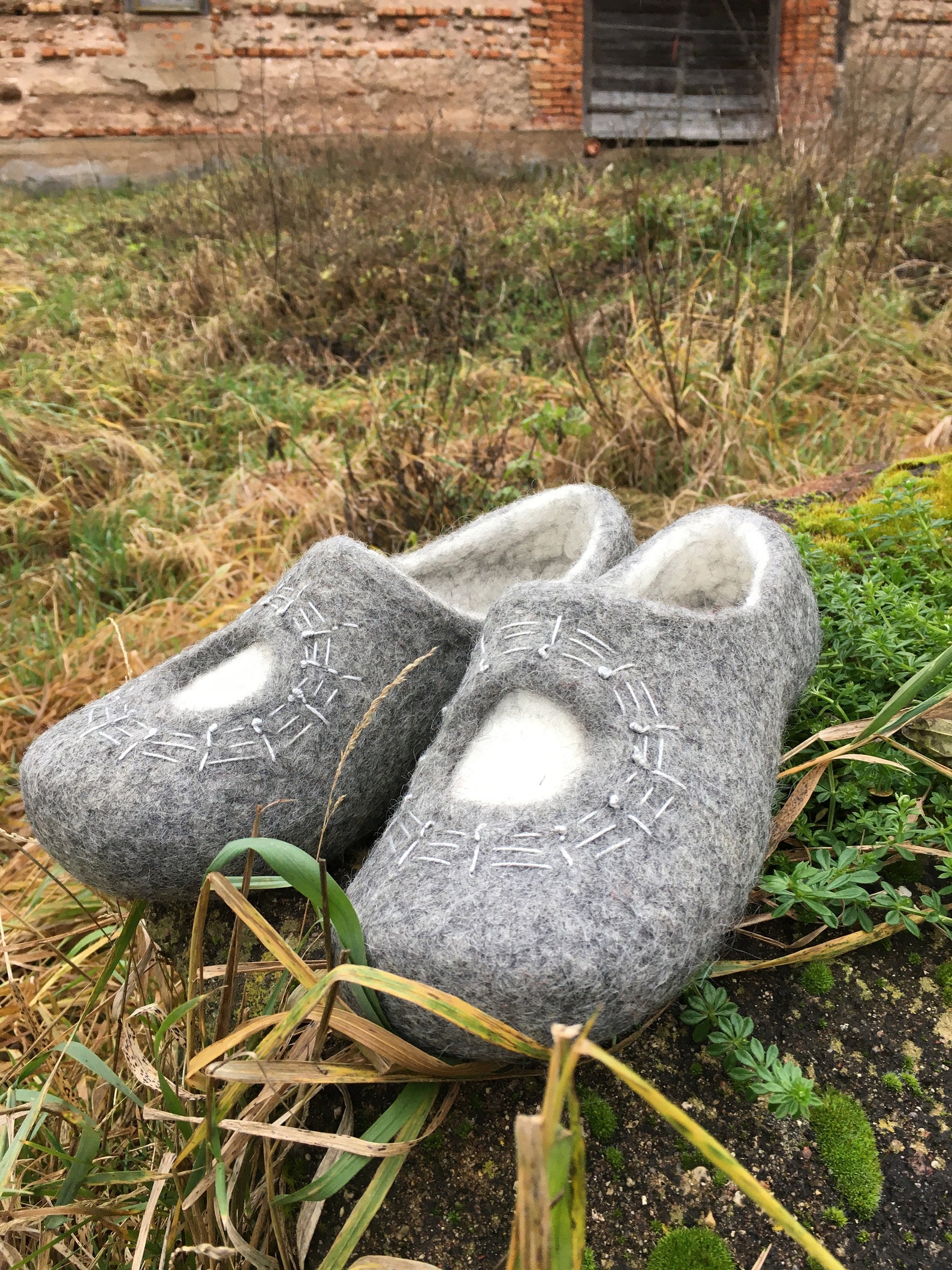 Felted Woolen Clogs in Country Style Natural Grey Slippers for Women ...