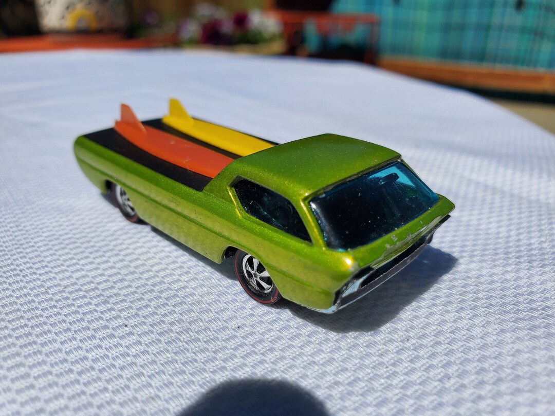 Hot Wheels 1967 1968 Hot Wheels Deora, Antifreeze, Dark Interior, Sweet ...