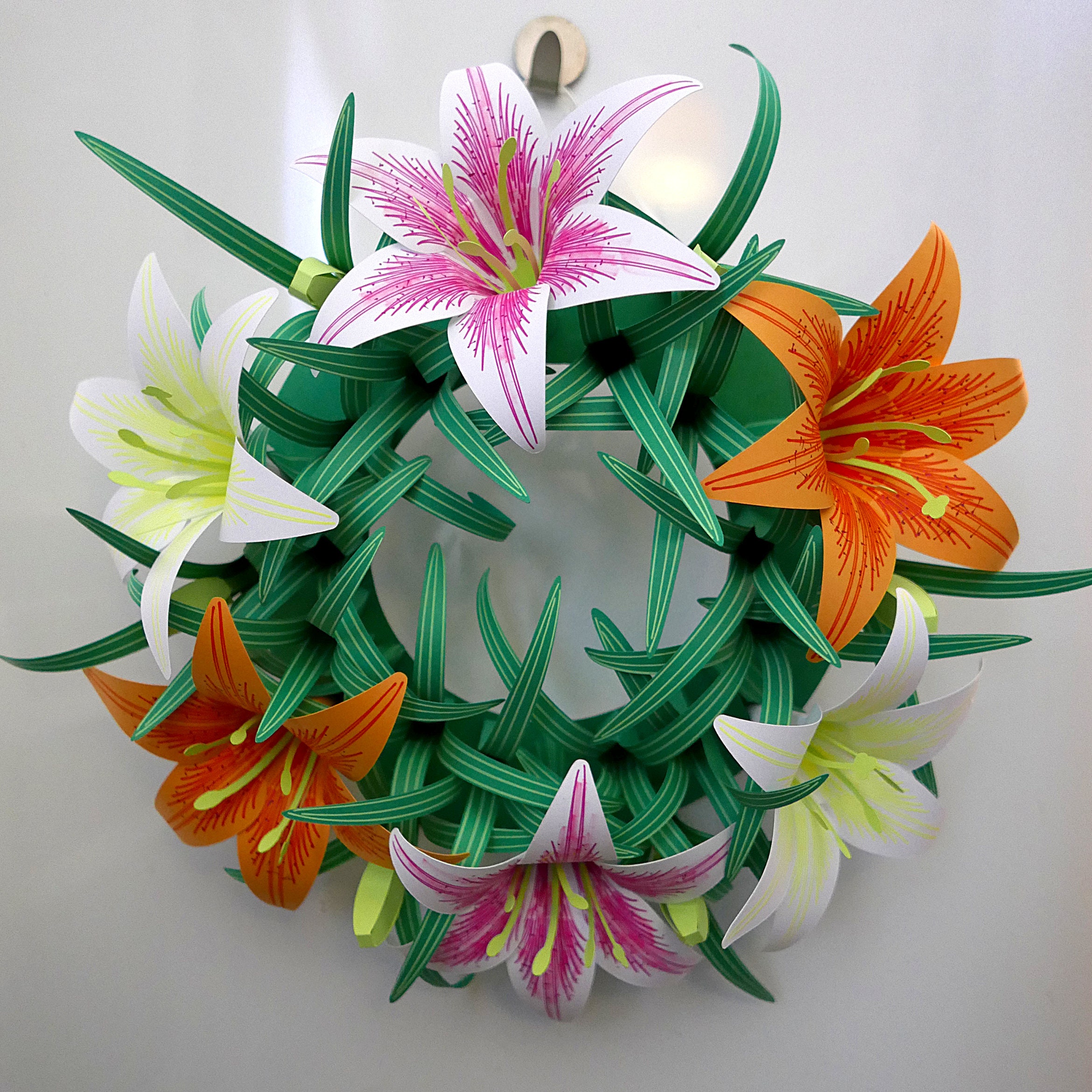 DIY Papercraft Lily Wreath or Centerpiece template SVG and PDF files ...