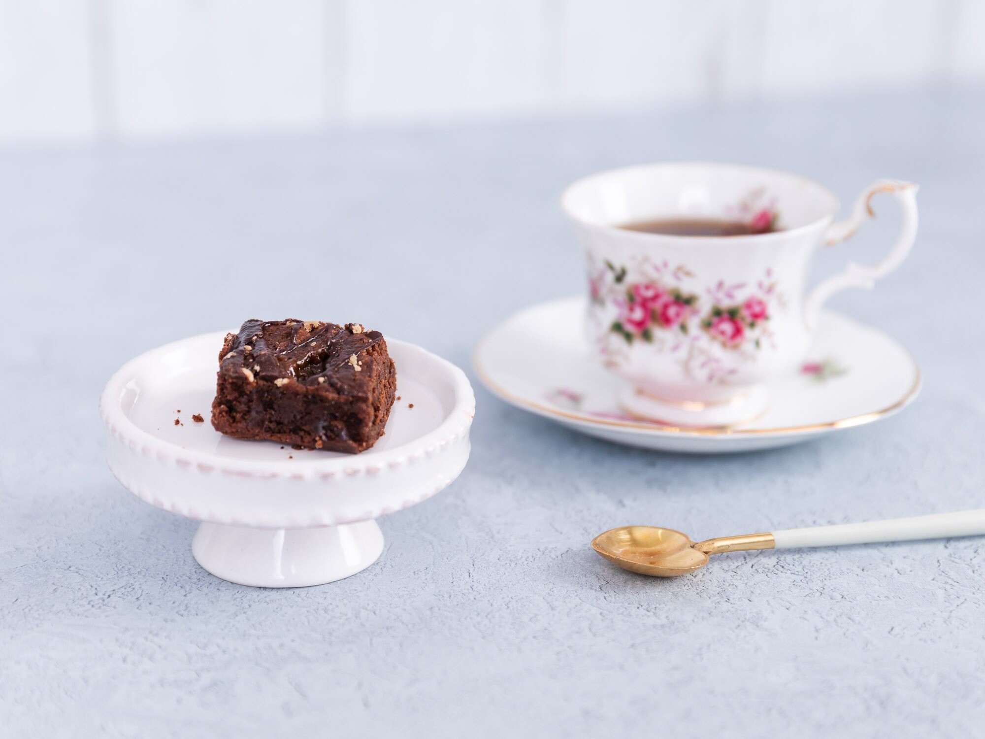 Queen of Hearts' Afternoon Tea for Two Gift - Etsy UK