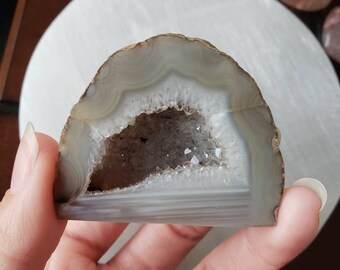 Geode display | Etsy