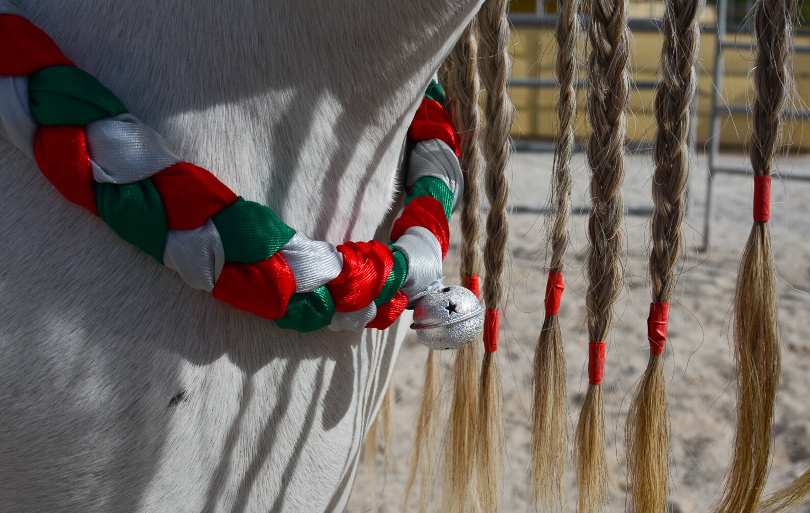 Sleigh Bells Neck Wreath for Horse or Pony | Horse Neck Wreath | Neck ...