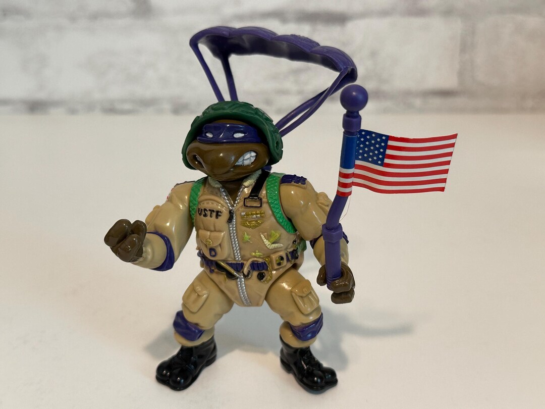 Teenage Mutant Ninja Turtles Donatello MUTANT MILITARY Action Figure ...