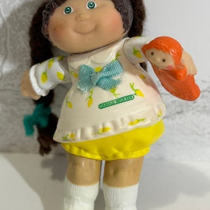 Cabbage Patch Poseable Figures 1984 Cabbage Patch Kids PVC Figure Cabbage Patch Yarn Hair Dolls ...