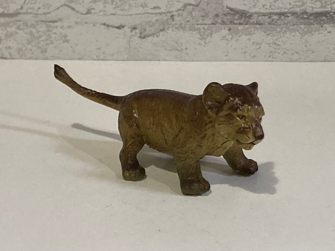 Vintage AAA LION CUB 1990s Plastic Figure Baby Cat Diorama Figures ...