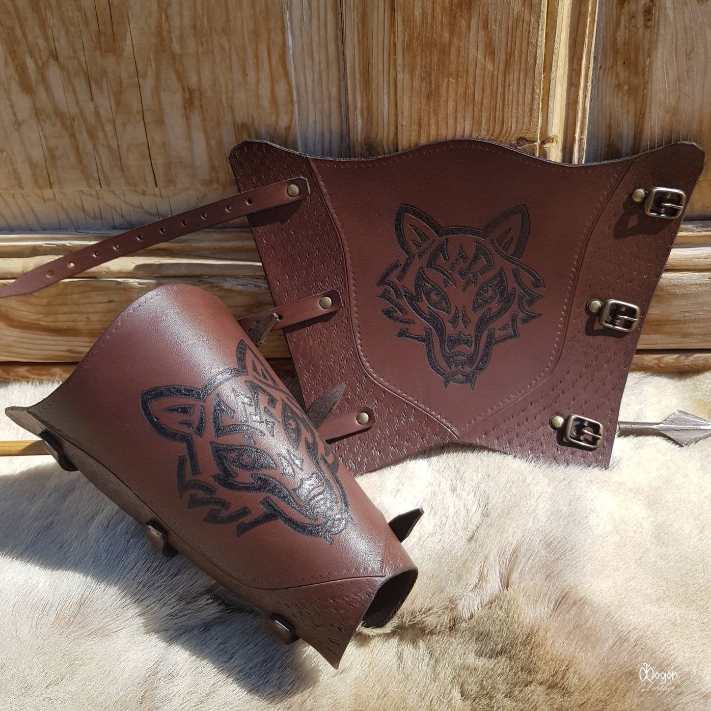 ARCHERY Leather ARMGUARD/arm BRACER Brown Wolf | Etsy