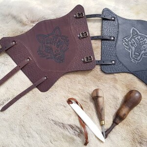ARCHERY Leather Armguard/arm BRACER "wolf" - Etsy