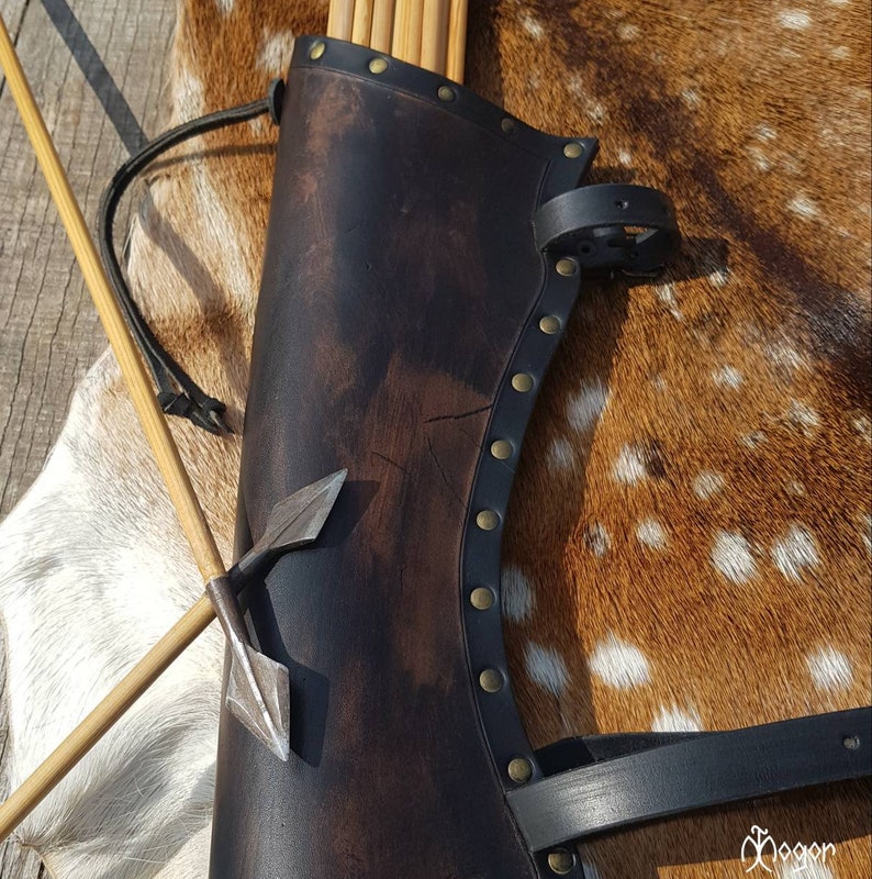 ARCHERY Leather QUIVER/ Side Quiver / Arrow Hip Quiver / - Etsy