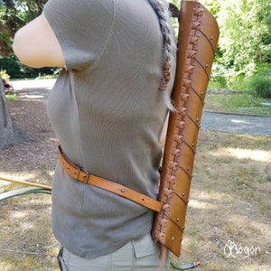 ARCHERY Leather BACK Arrow QUIVER / Quiver for Arrows 3 Point Straps ...