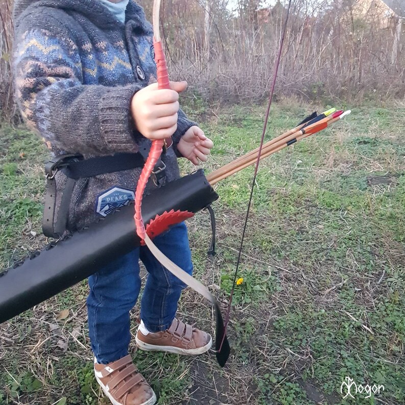Archery LEATHER KID'S QUIVER black-red Dragon - Etsy