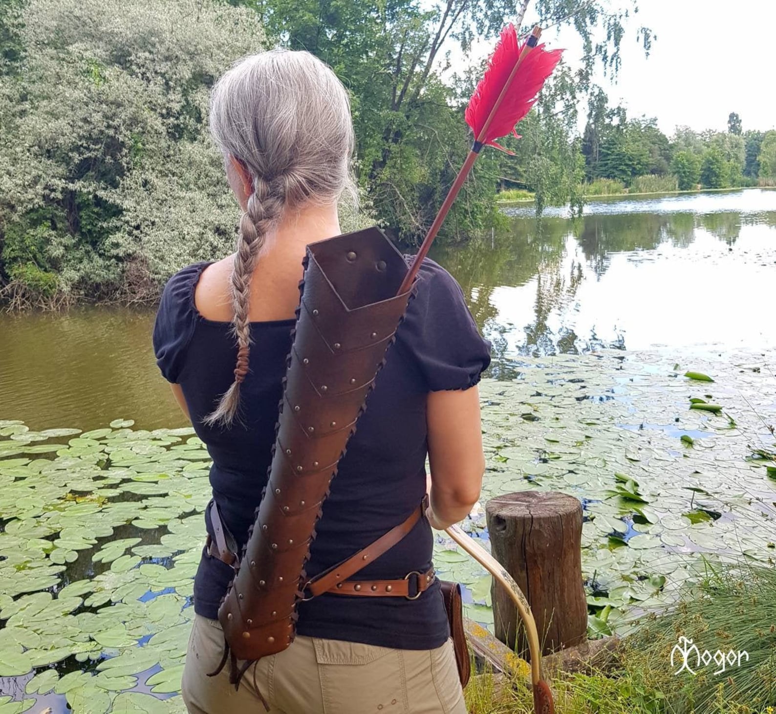 Leather Back Arrow Quiver: Medieval Orc Fantasy, Antique Brown - Etsy