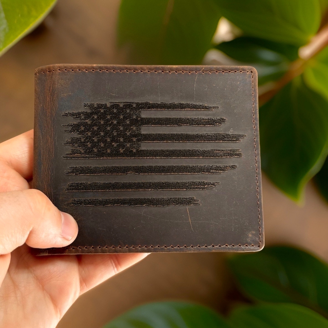 Personalized American Flag Men's Leather Wallet. American Flag Wallet ...
