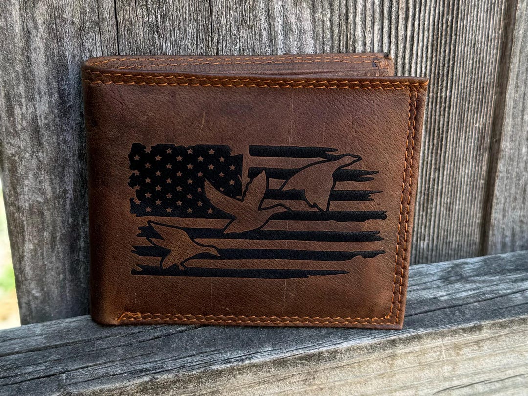 Personalized Men's Rfid-blocking Leather Wallet With Duck Hunting ...
