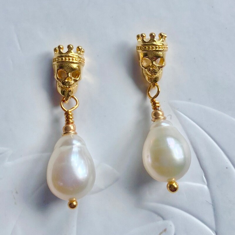 Skull Earrings - Etsy