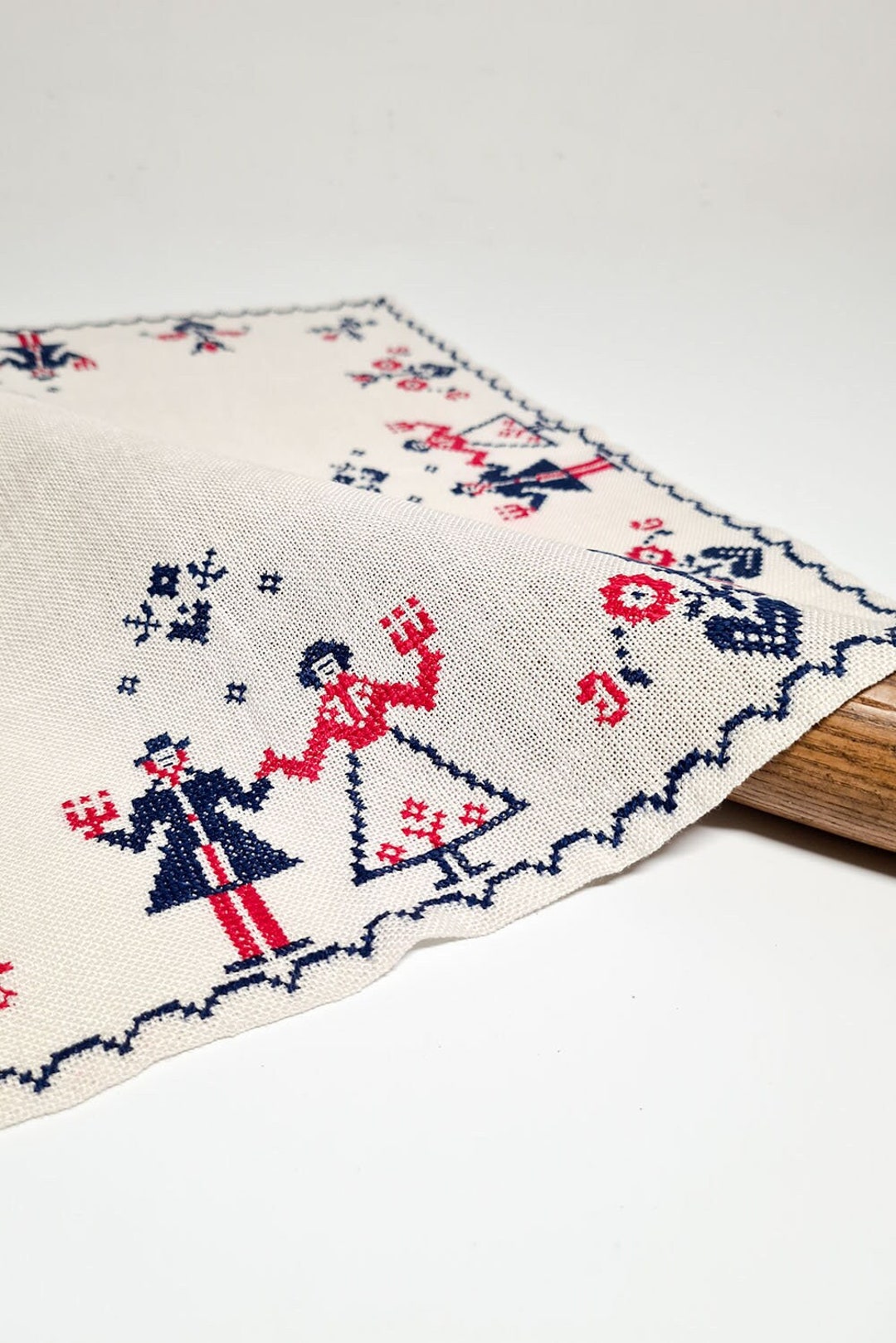 Norwegian Flag Colors Embroidered Folklore Linen Tablecloth Norway's ...