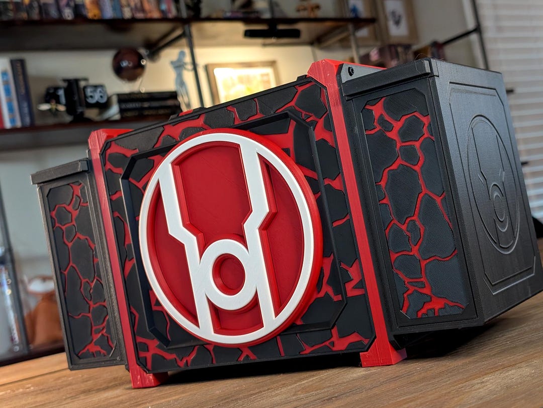 Heroclix - Deluxe Clix Case - Angry Lamp Corp Edition - Etsy