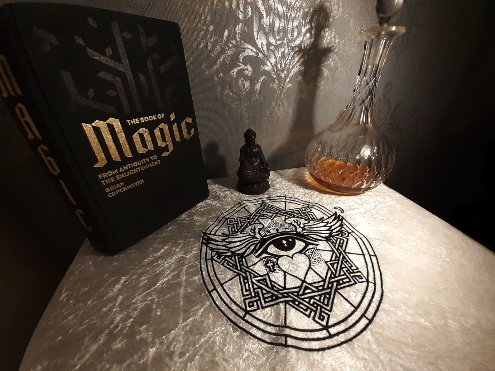 All Seeing Angel Altar Cloth - Etsy UK