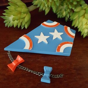 Vintage Avon Kite Pin With Tail 1973 Red White Blue Fourth of - Etsy