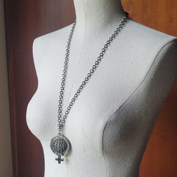 Vintage Silver Tone Female Symbol Oil Diffuser Neckla… - Gem