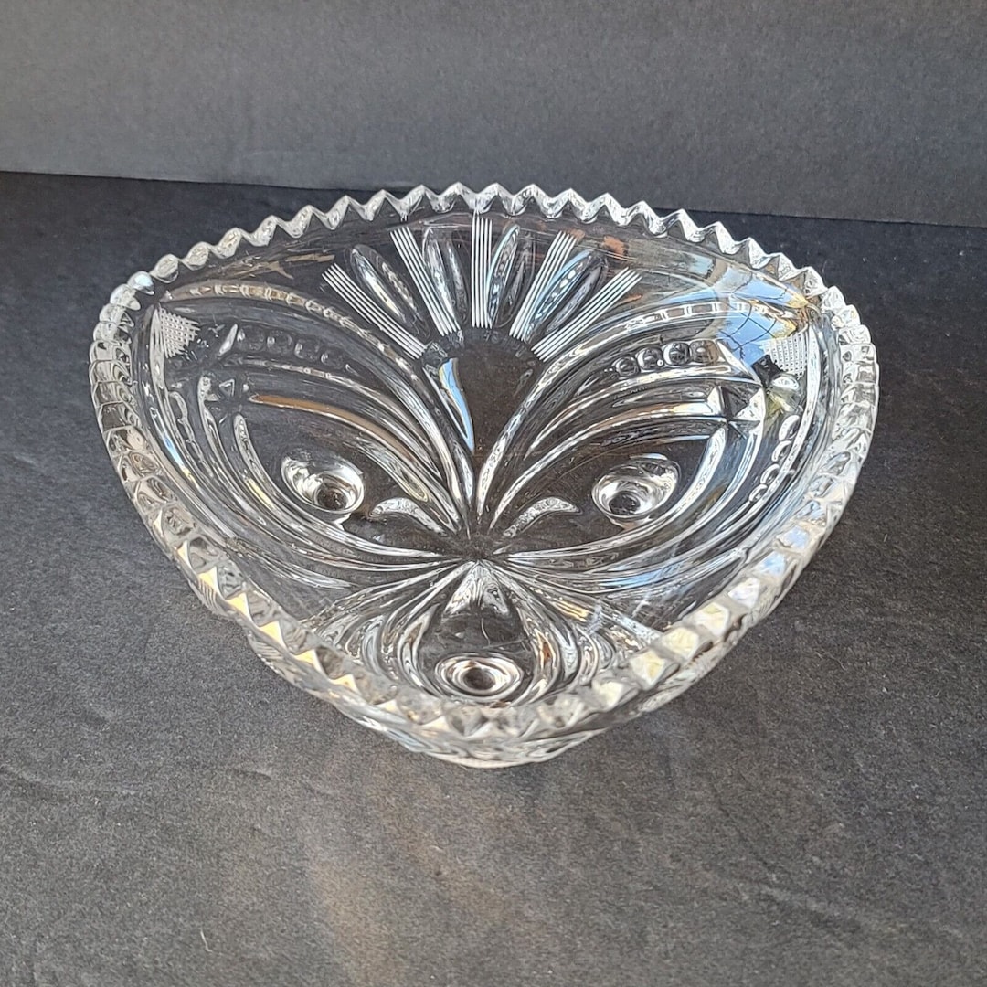 Vintage Footed Triangle Cut Crystal Bowl Soviet 1970's - Etsy