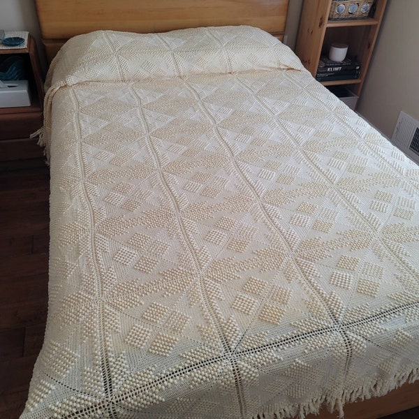 Crocheted Coverlet - Etsy