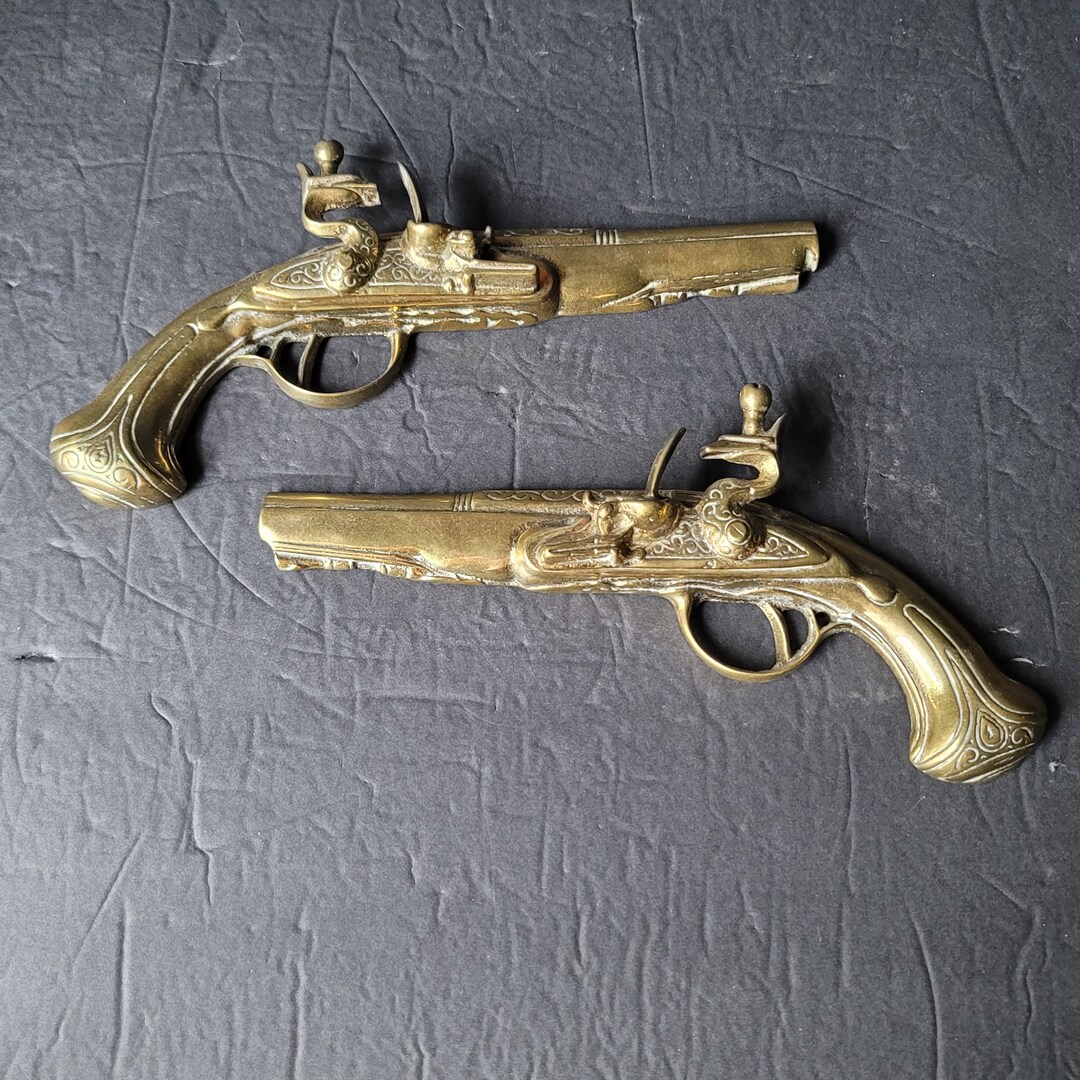 Vintage Pair of Wall Mount Solid Brass Flintlock Pistol Replicas Wall ...