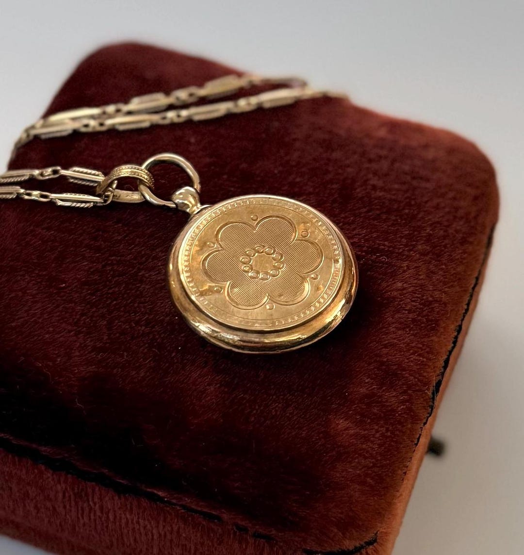 Antique 1820s Floral 9ct Gold B/F Locket With New Gold-plated Silver ...