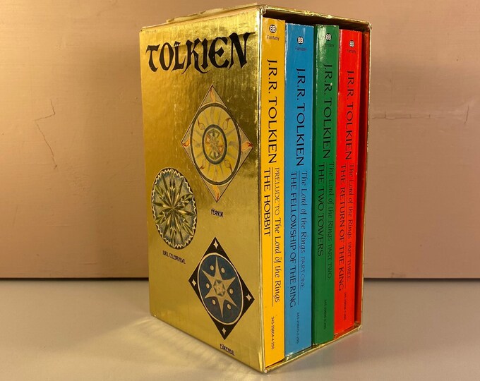 1981 J.R.R. Tolkien, the Hobbit and the Lord of the Rings, 4 Paperback ...