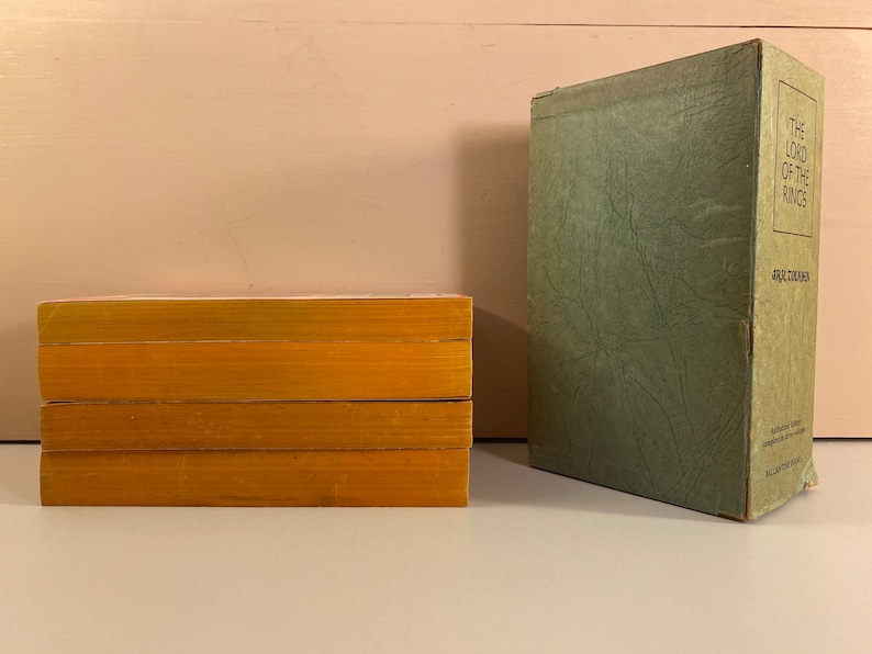1965 1st Printing the Hobbit Plus LOTR Green Box Set the Lord - Etsy