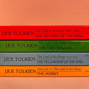 1982 J.R.R. Tolkien, the Hobbit, the Lord of the Rings, 4 Paperback ...