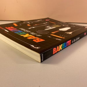 2001 Revised Edition Bakelite in the Kitchen, Full Color Profusely ...