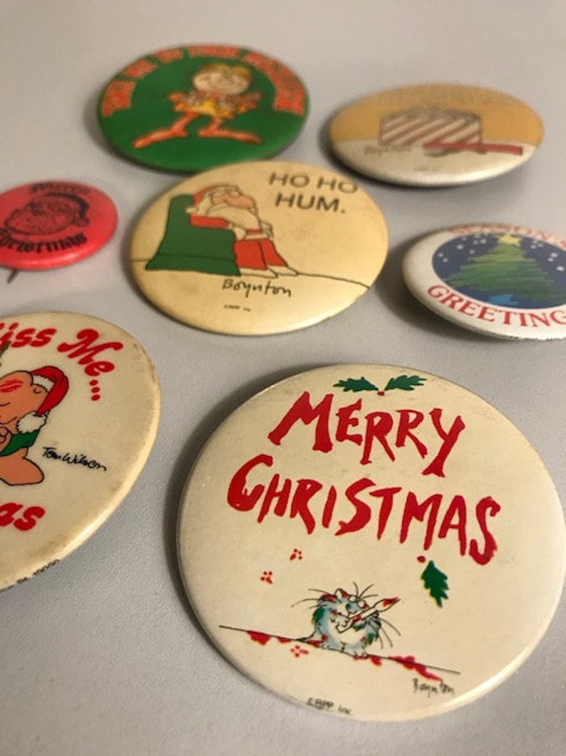 7 Christmas Pinback Buttons Vintage Kitschy Christmas Pin | Etsy