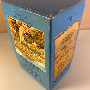 1986 LOTR Paperback Book Box Set, J. R. R. Tolkien the Hobbit and the ...
