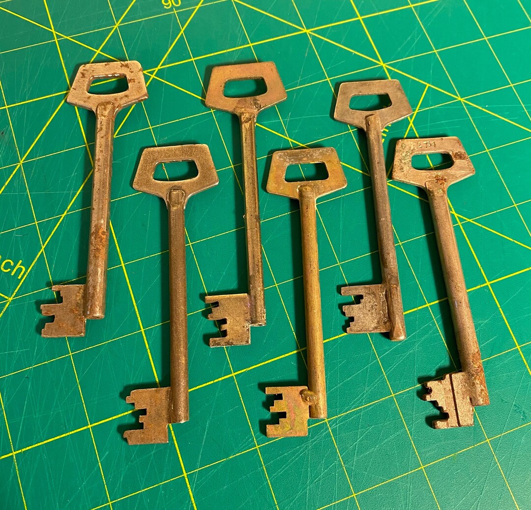 Vintage Skeleton Keys lot of 6, Authentic Antique Metal Skeleton Keys ...