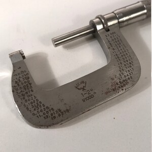 German Zeus Micrometer in Hard Box Case, 1 - 2 Inch, 1/10,000ths, Made ...