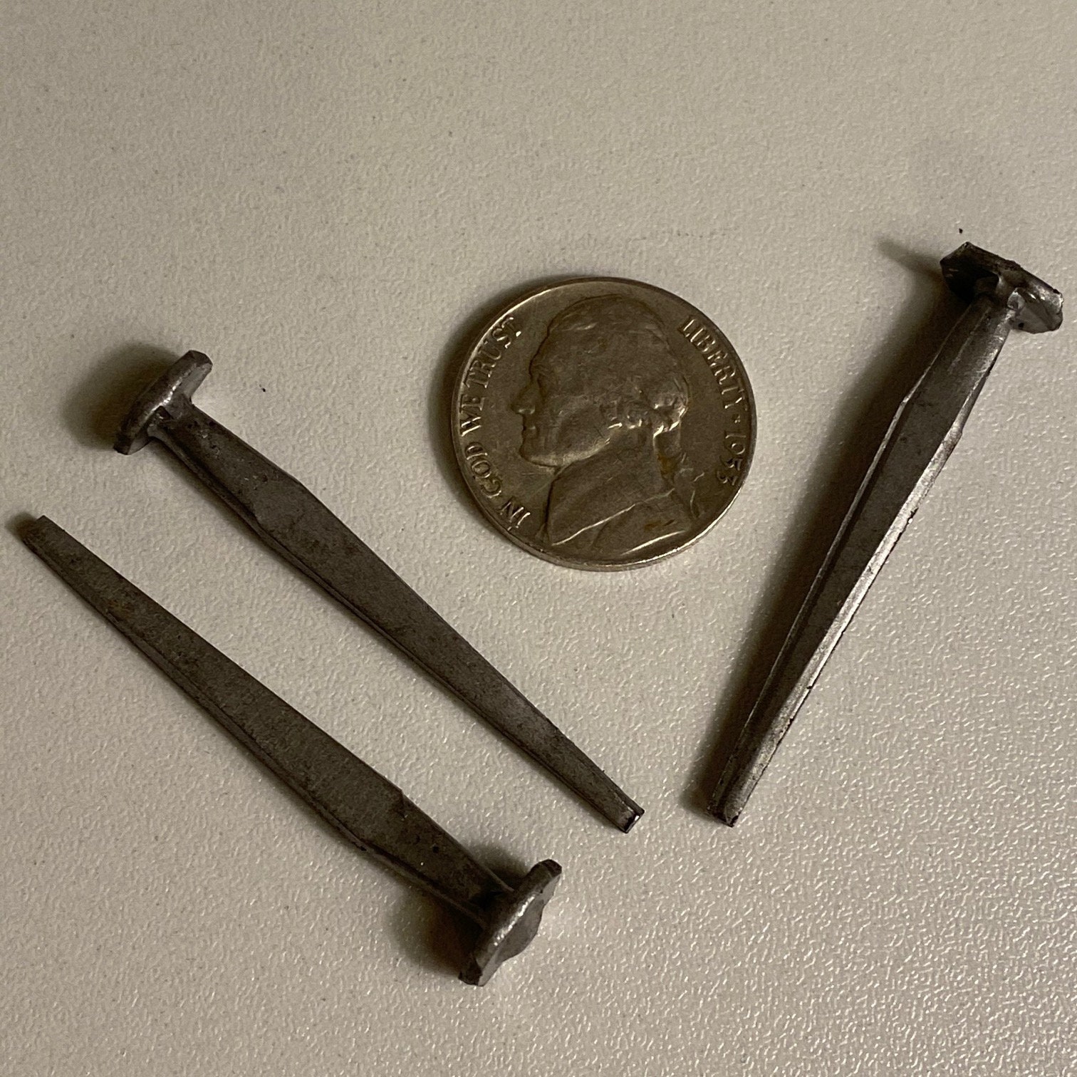 Qty (30) 1.75" Rosehead Steel Cut Nails, 5D Steel Nails, 1.75 Inch, Set ...