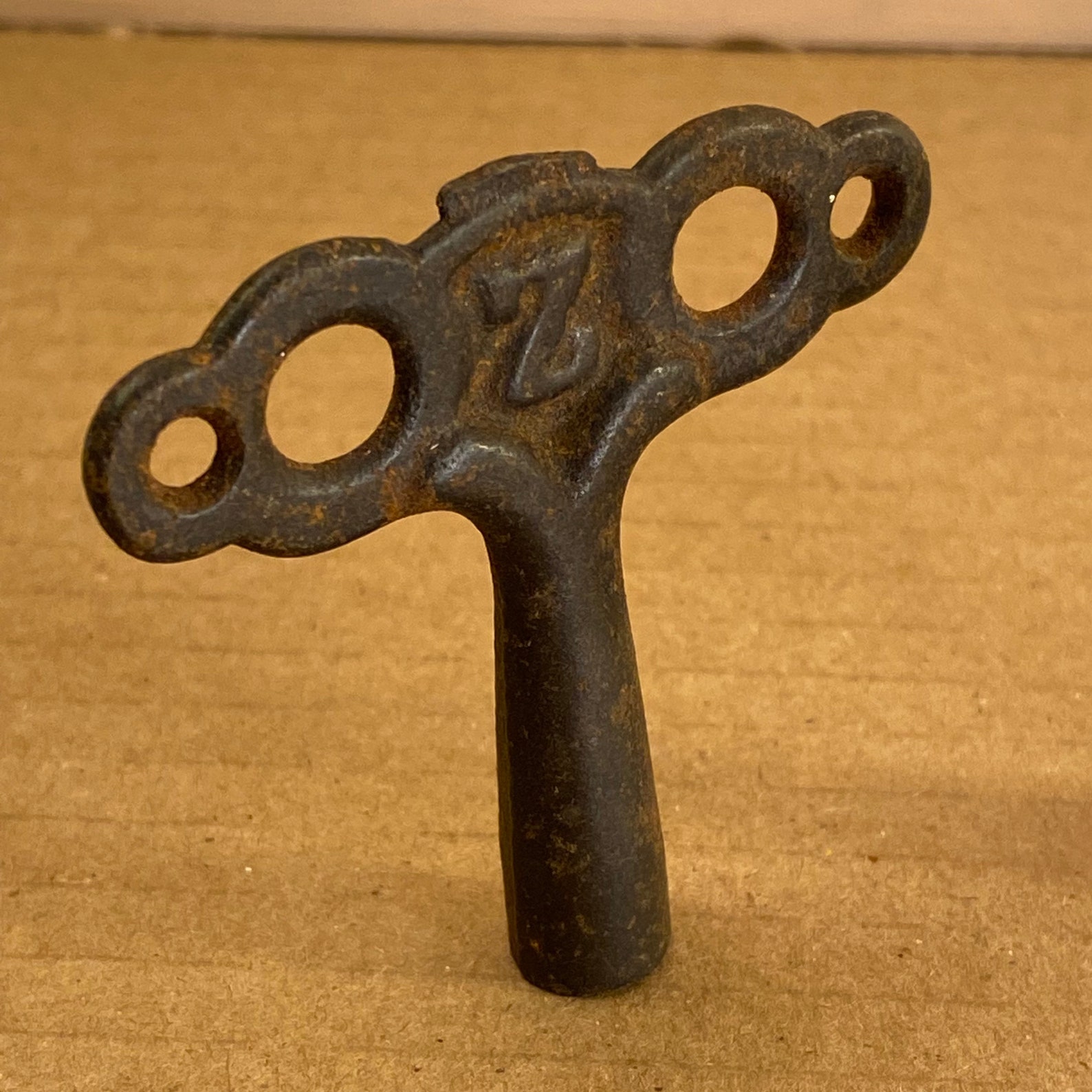 Vintage Clock Keys lot of 2 Wind up Keys Skeleton Keys - Etsy